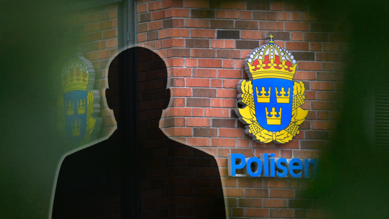 Polis visiterade gymbesökare i jakt på sin egen mobiltelefon - Dagens ...